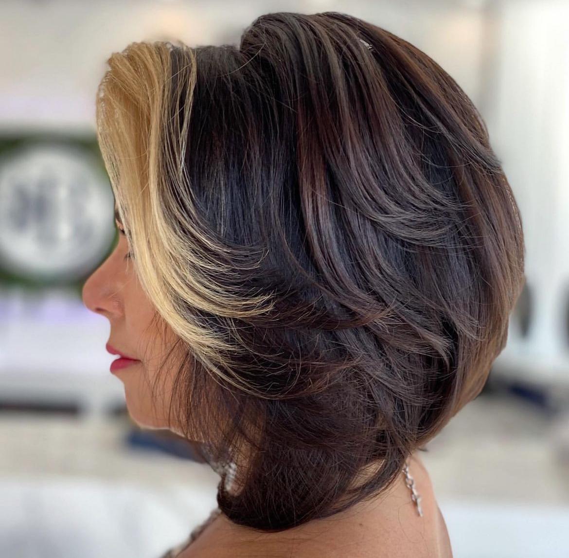 25 Feathered Bob Haircuts to Refresh Your Style This Season