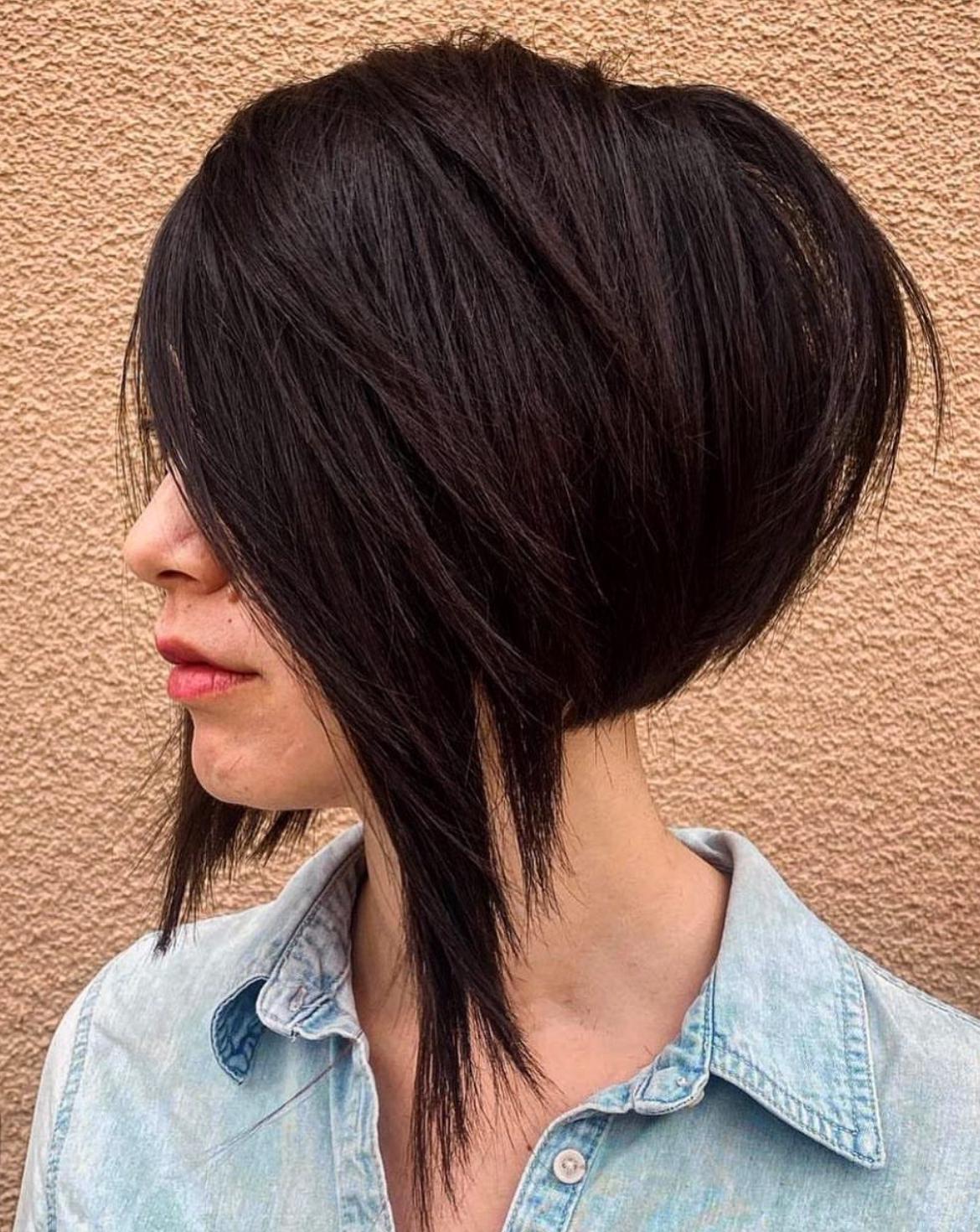25 Feathered Bob Haircuts to Refresh Your Style This Season