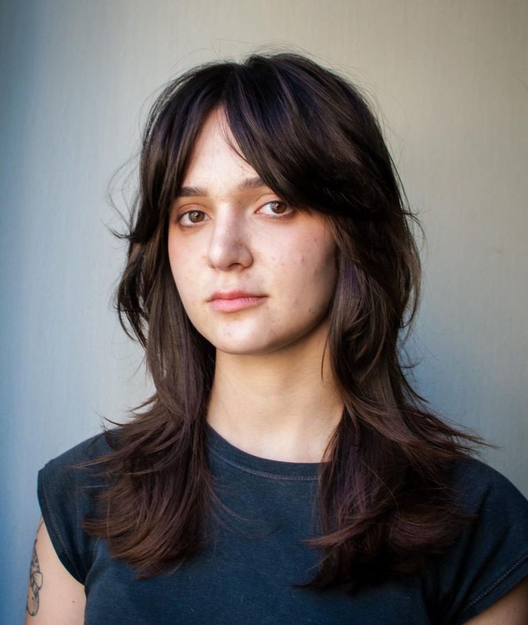 20 Medium-Length Wolf Cut Ideas to Transform Your Look in 2025