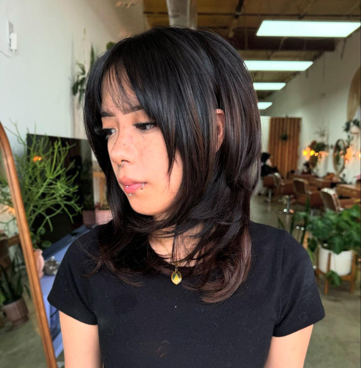 20 Medium-Length Wolf Cut Ideas to Transform Your Look in 2025